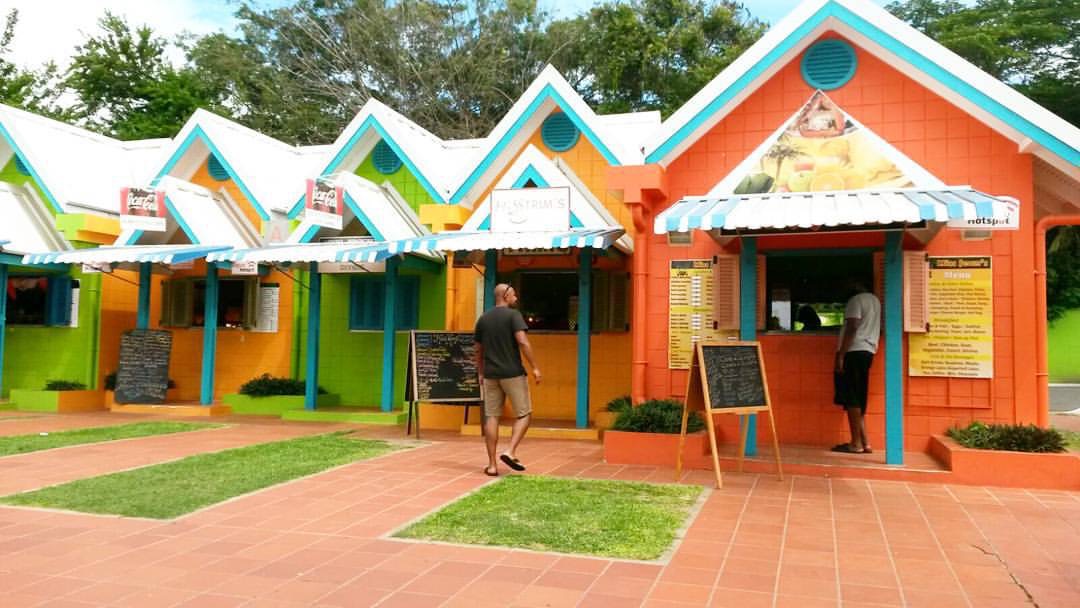 ‘CURRY’ CRAB AND DUMPLING (Store Bay, Tobago) – JENNA G THE HIJABI TT